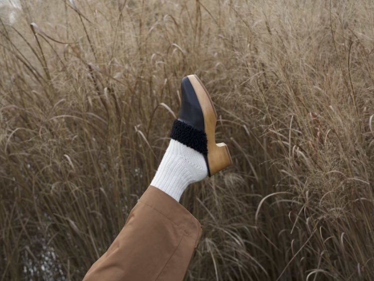 Les sabots purs et modernes d’Atelier Sabot - Leather Fashion Design (LFD)