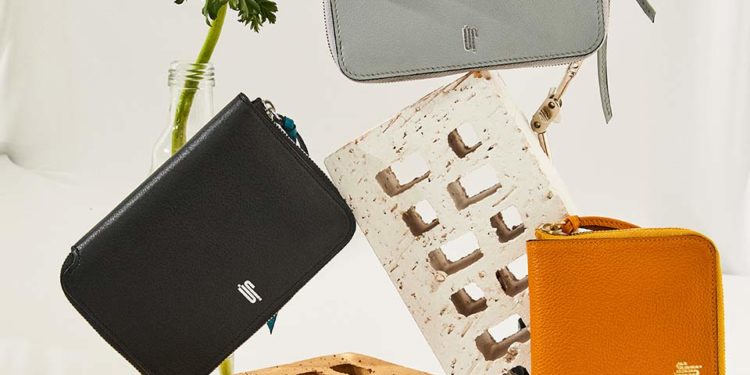 Phi 1.618 : maroquinerie aux proportions parfaites - Leather Fashion ...