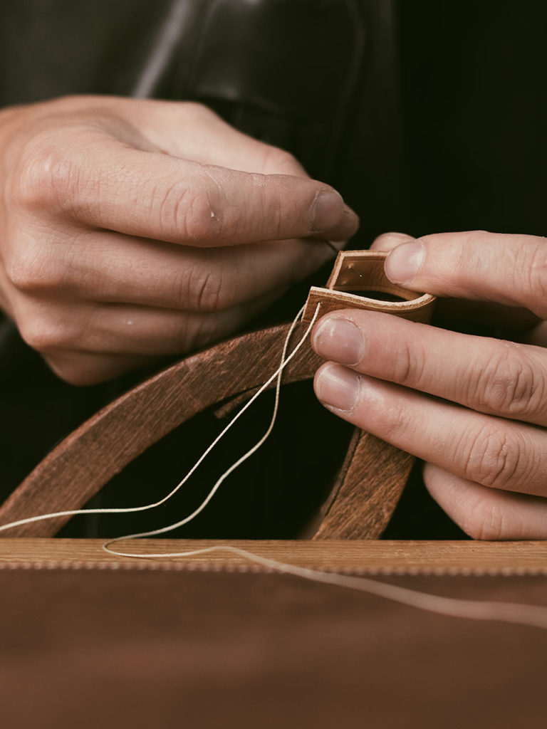 ERRO, maroquinerie de tradition made in Pays basque - Leather Fashion ...